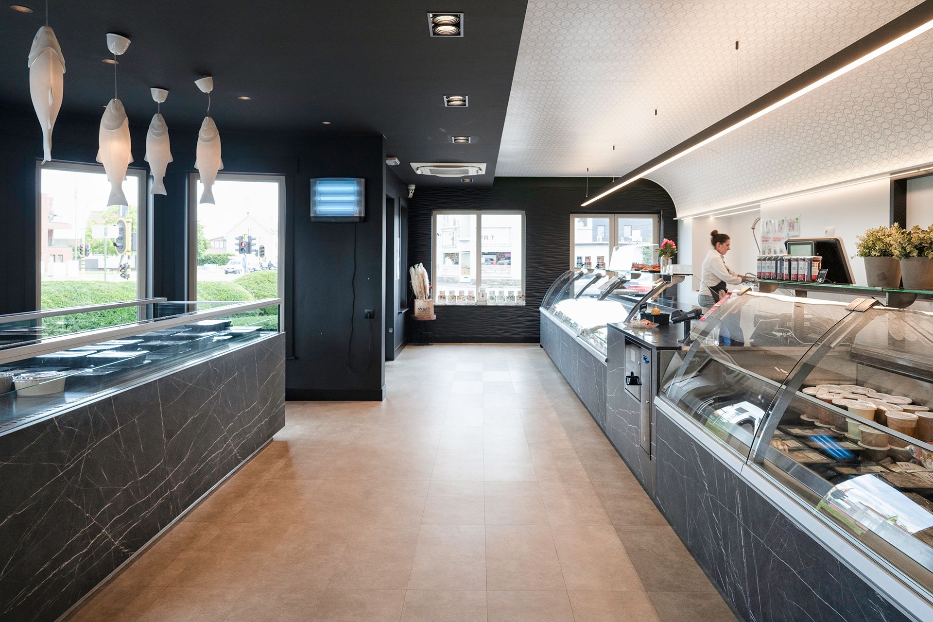 Winkelinrichting en koelinrichting voor viswinkel Vis en Versa