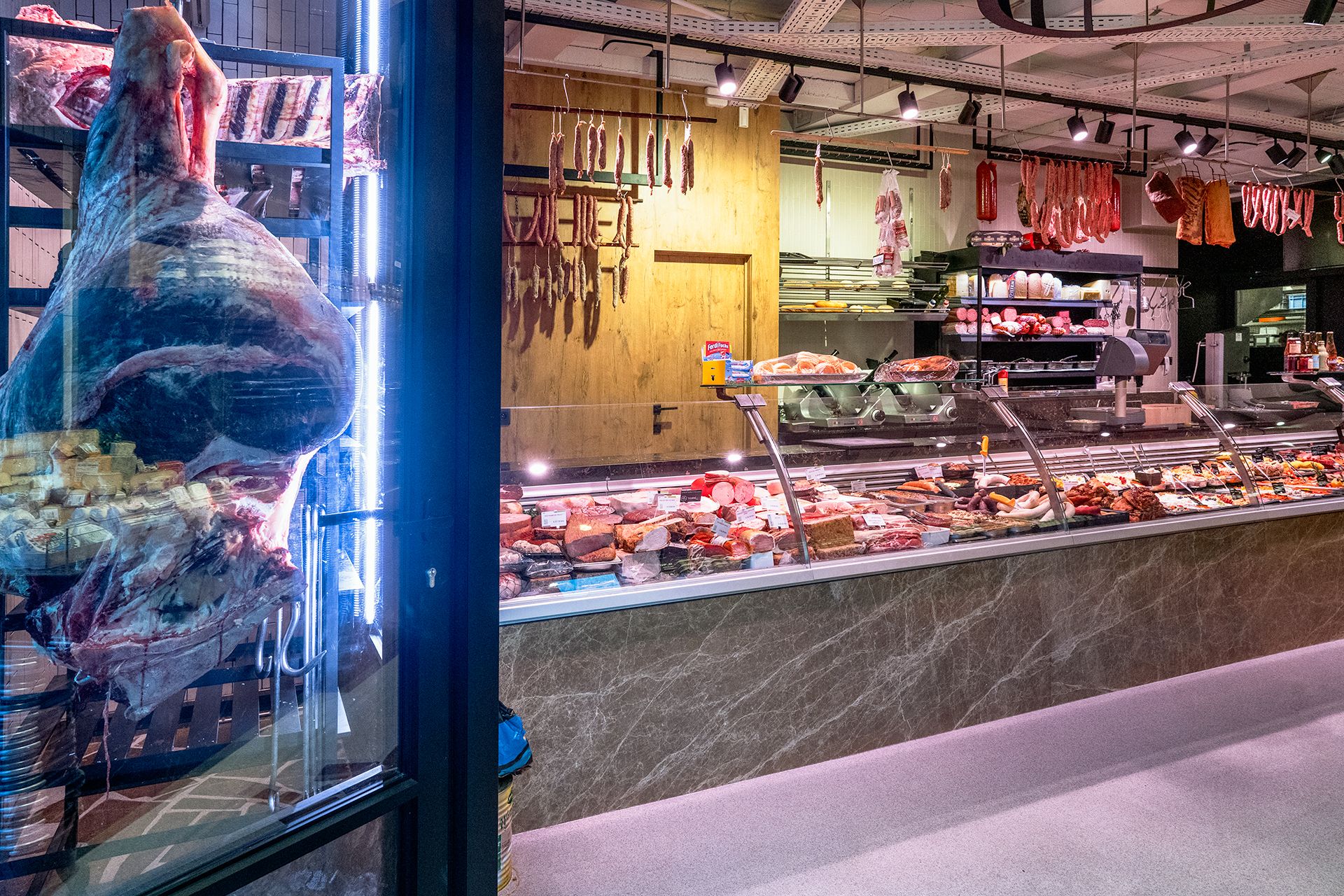 Nouvel aménagement de magasin et réfrigération pour l'artisan boucher ...